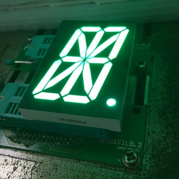 Pure green single digit 16 Segment LED Display for digital read-out panel