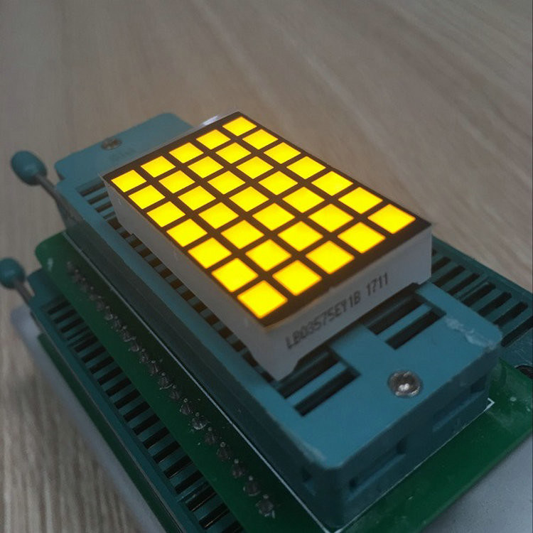 5x7 Dot Matrix LED Display With Reverse Voltage Of 5V And Connection ...