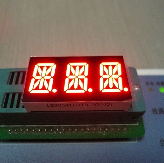 Ultra Red 0.54 Inch Triple Digit 14 Segment Alphanumeric Led Display