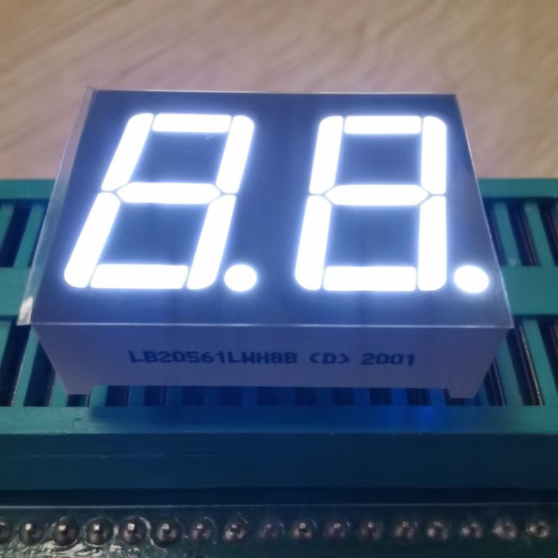 Common Anode 7 Segment LED Display Dual Digit 14.2mm White Color