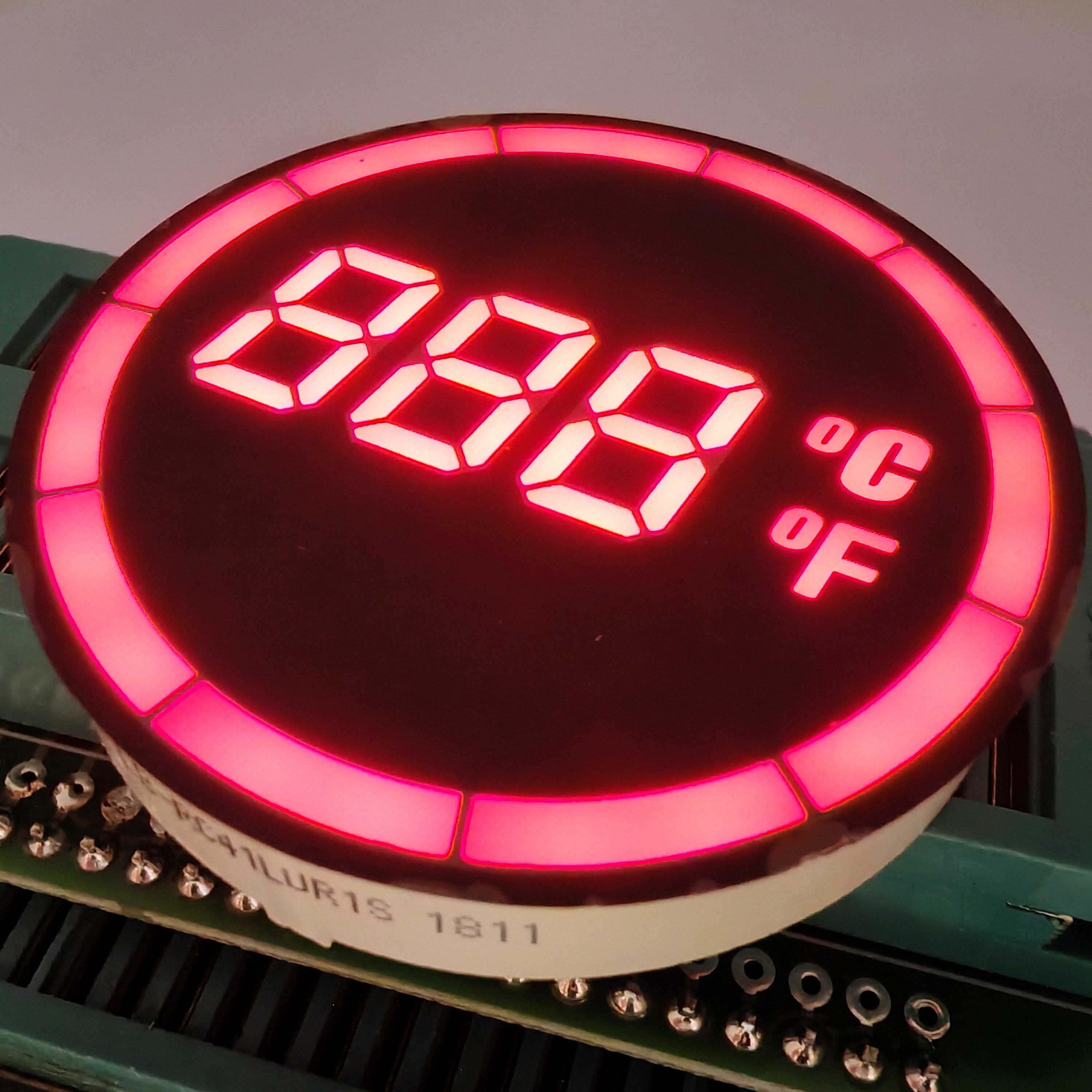 Round Common Cathode 7-Segment LED Temperature Display Controller